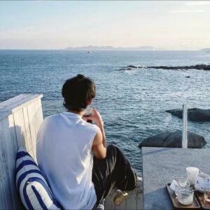 135+ calm PFP ideas for peaceful and aesthetic profiles